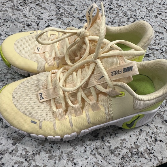 Shoes | Nike Free Metcon 5 Yellow | Poshmark